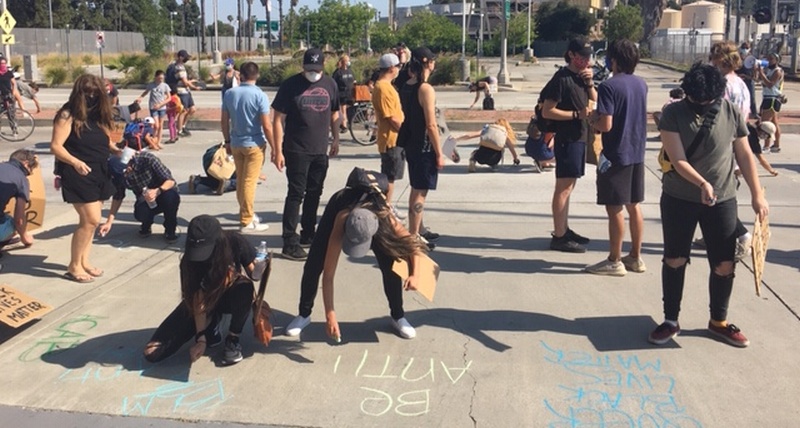 ‘Chalk Walk’ Protest Moves Through South Pasadena – Pasadena Now