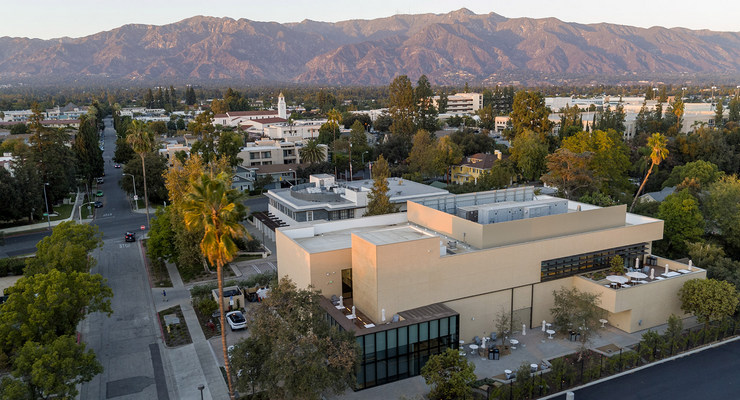 Caltech and Amazon Partner to Create New Hub of Quantum Computing ...