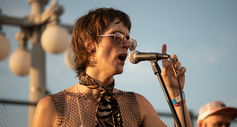 Thousands Party on the Colorado Street Bridge As Festivities Return ...