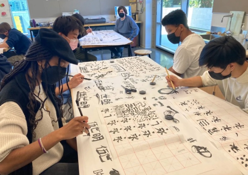 Flintridge Prep Students Learning Mandarin Practice Chinese Calligraphy ...