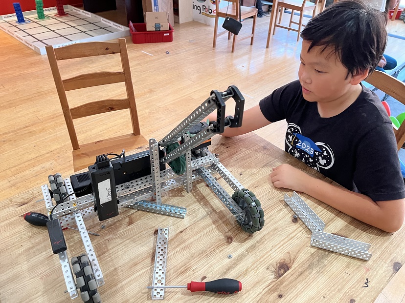 Rolling Robots Offers Unique Hands-on STEM Education, Paving Way to ...