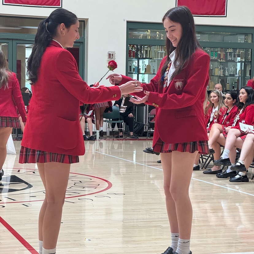 Flintridge Sacred Heart Academy Honors Tradition and Transition in ...